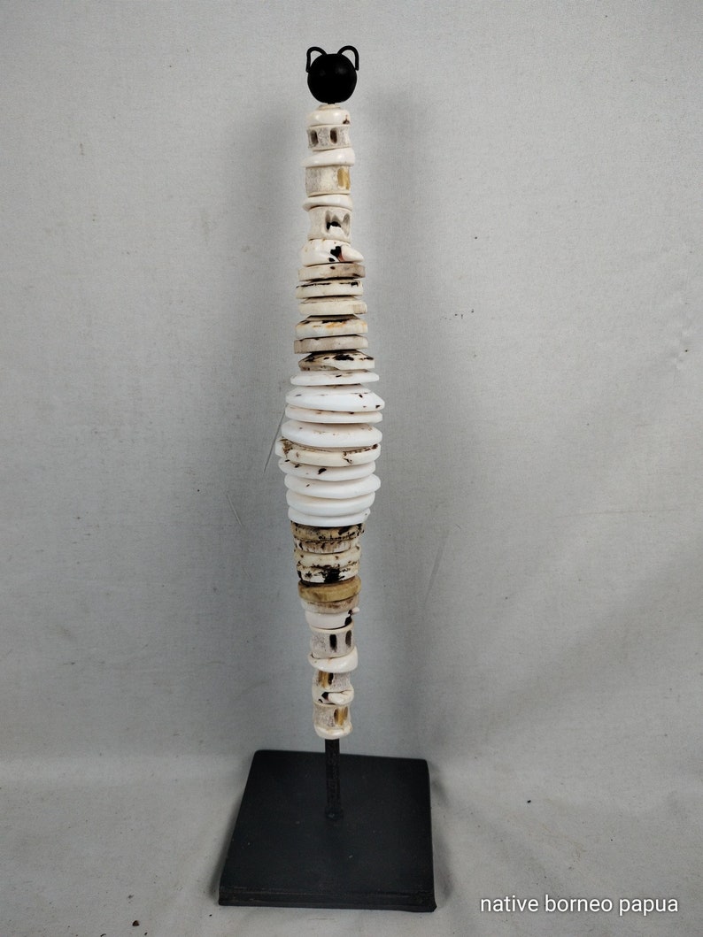 Lumi Shell Money Stick: Papua New Guinea Art, Table Decor - Etsy