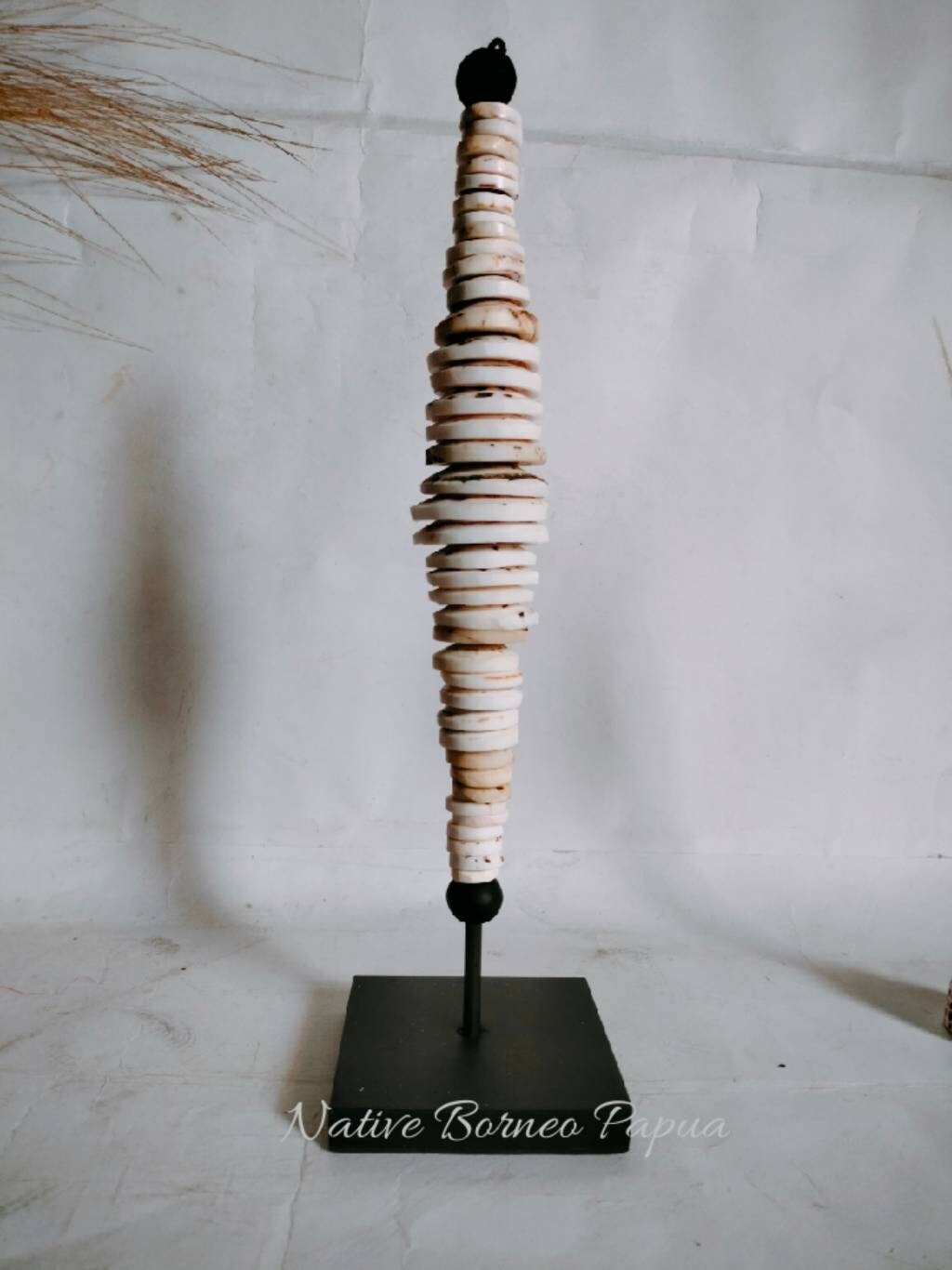 Lumi Shell Money Stick: Papua New Guinea Wealth Decor (17"/13.78") - Etsy