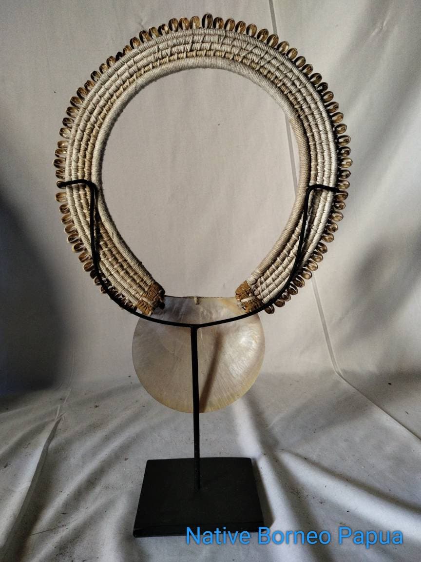 Necklace,native Papua New Guinea, Shell Currency Necklace, Goddess ...