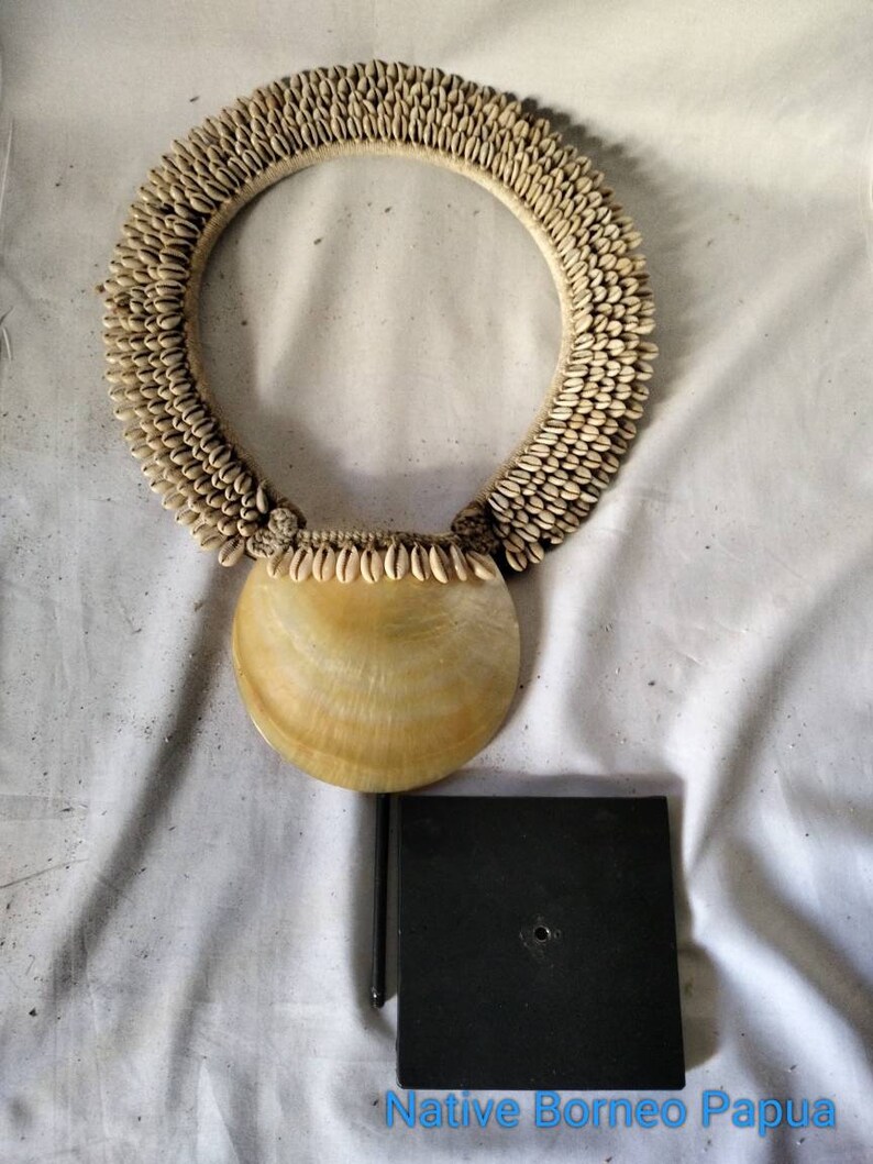 Necklacenative Papua New Guinea Shell Currency Necklace - Etsy