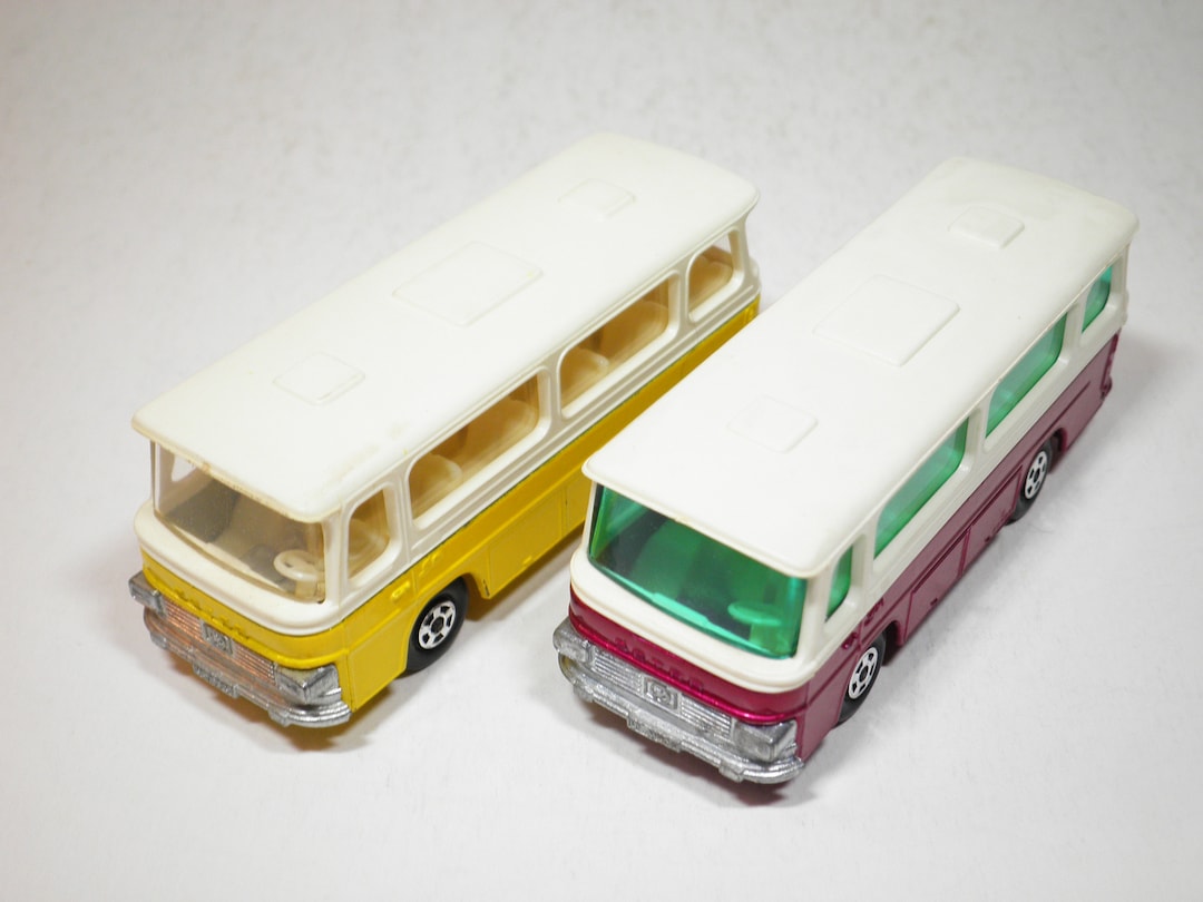Matchbox Superfast No. 12 Setra Coach, 2 Color Variants, Like New NO ...