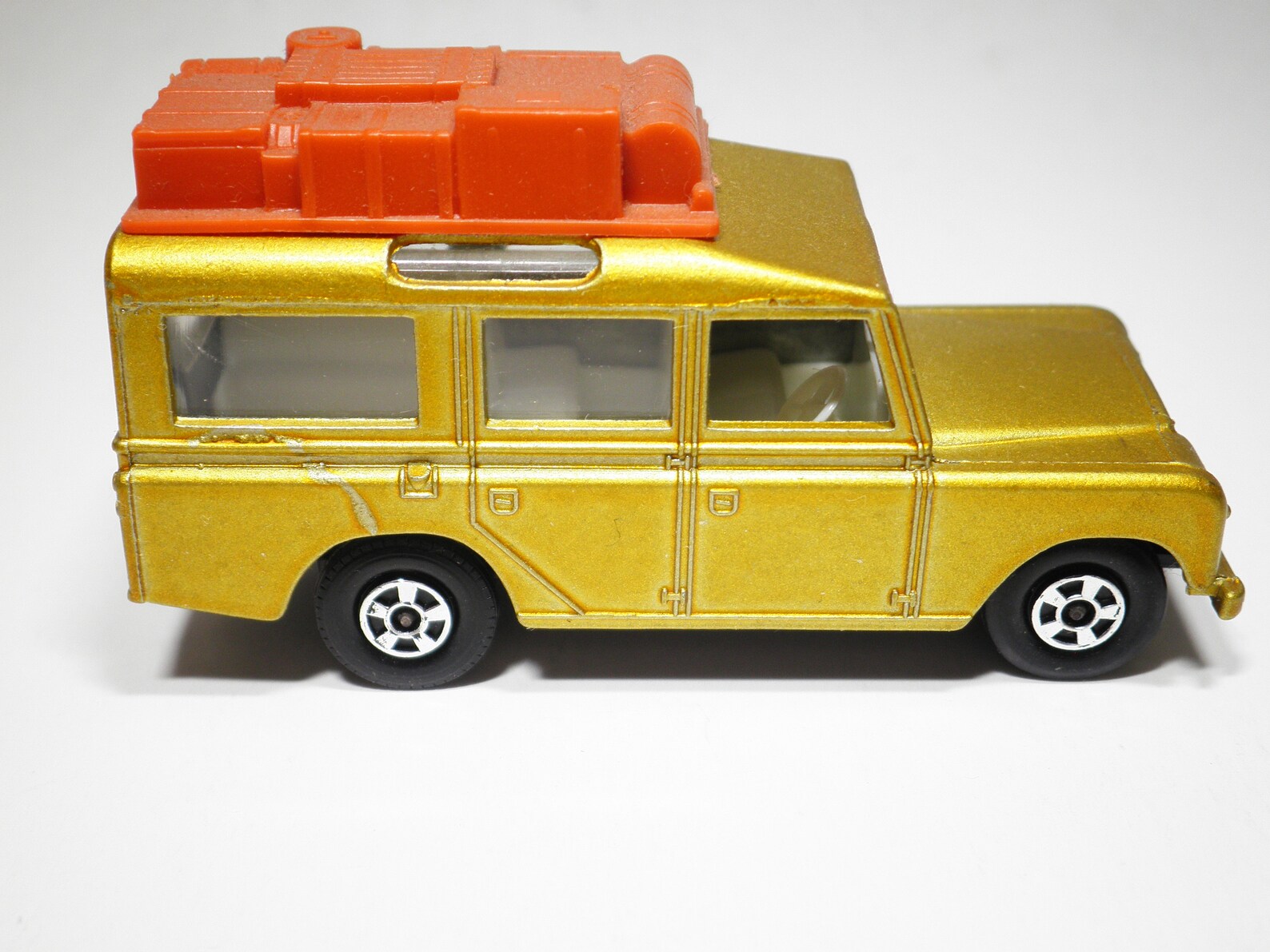 Matchbox Superfast No. 12 Land Rover Safari, Gold Variant, Like New NO ...