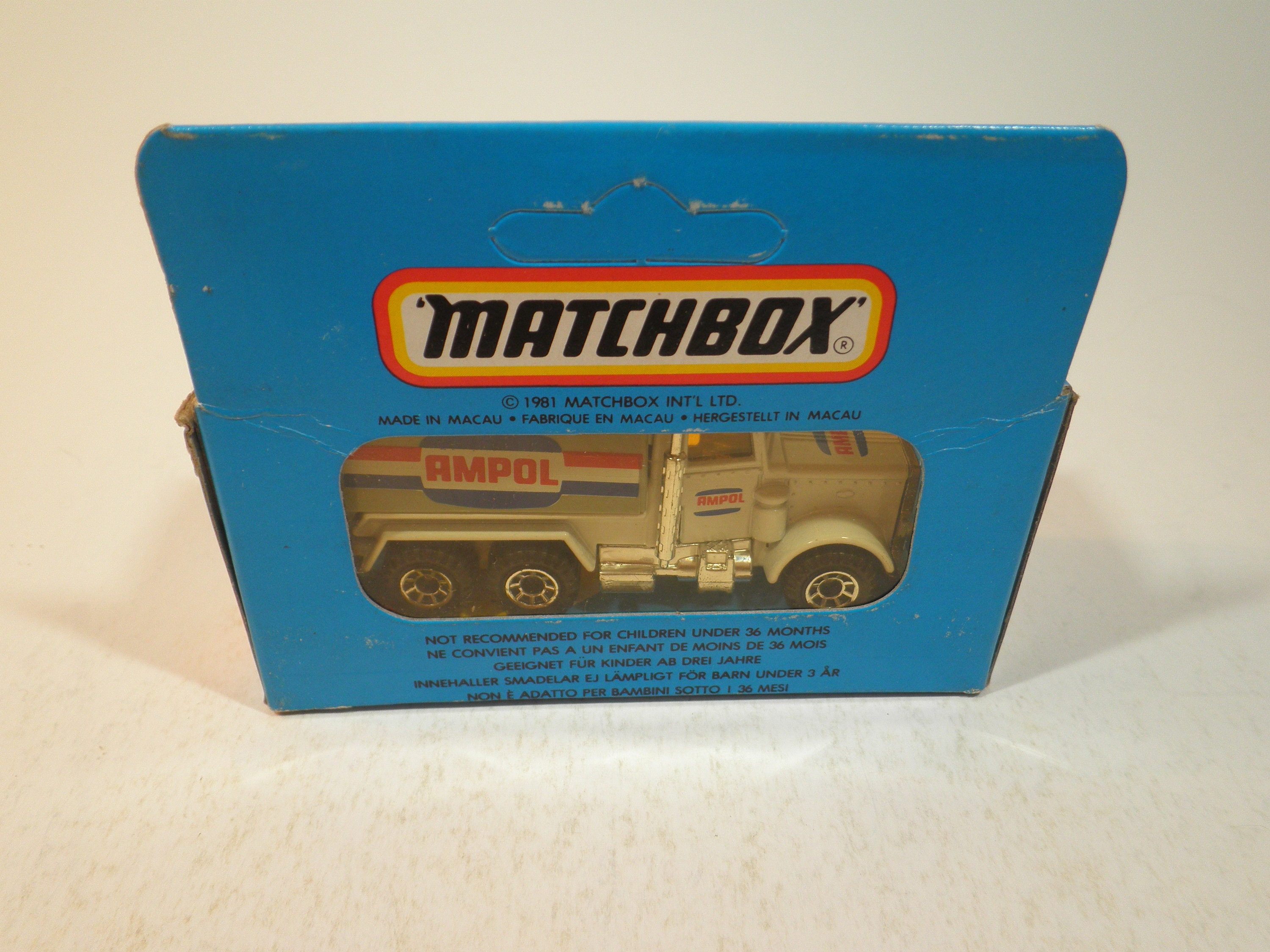 Matchbox Superfast MB-05 Peterbilt ampol, Australian Collectors Model ...