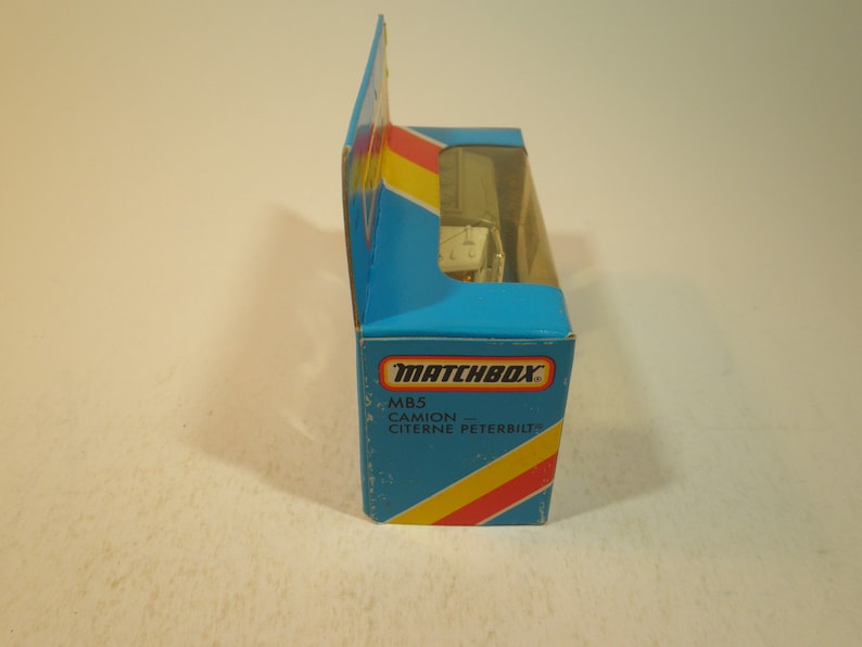 Matchbox Superfast MB-05 Peterbilt "ampol", Australian Collectors Model ...
