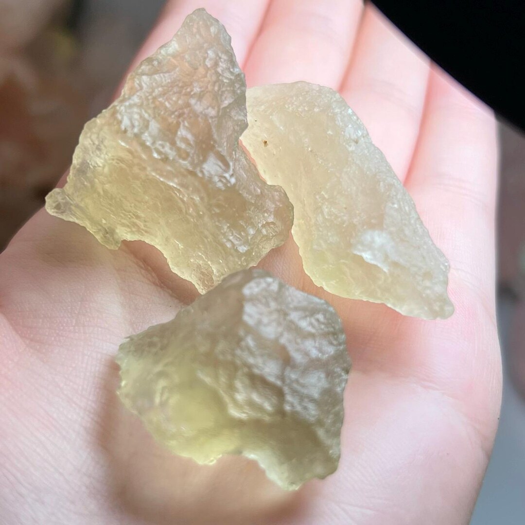 Green/yellow Libyan Desert Glass | Pick Yours | LDG | Great Sand Sea ...