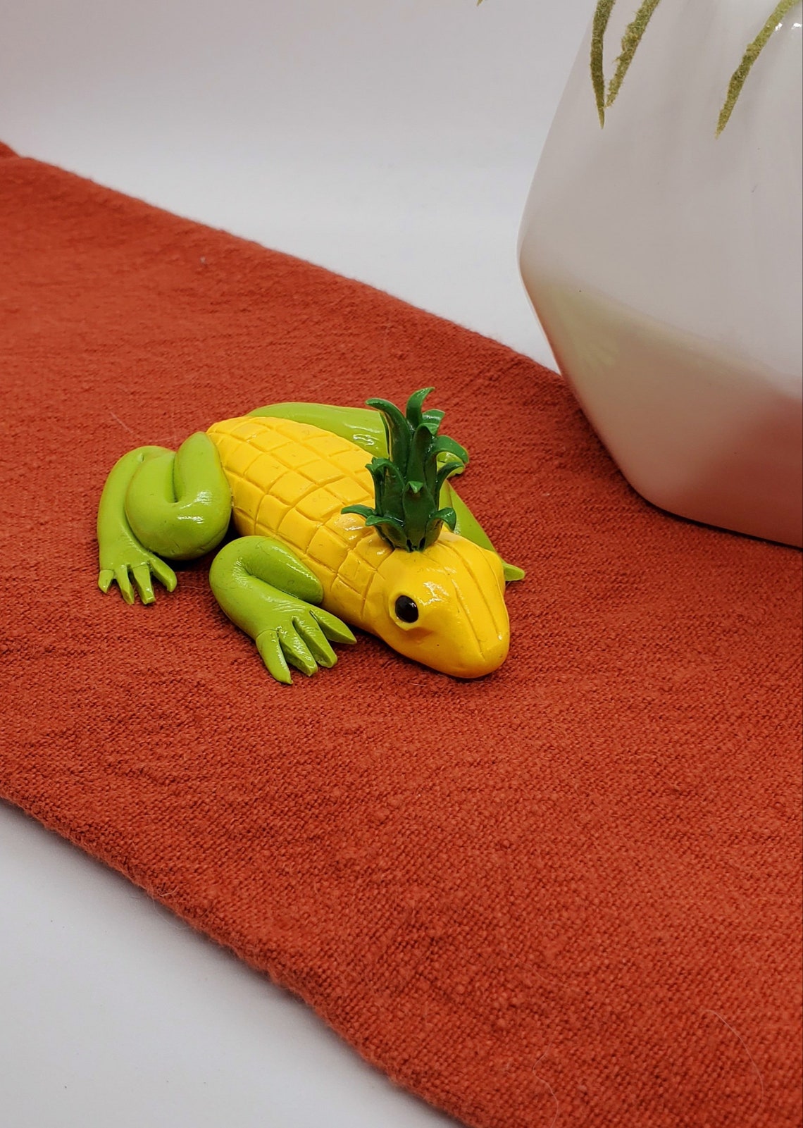 Pineapple Frog Fruit Frog Polymer Clay Sculpture Yellow Green - Etsy Israel
