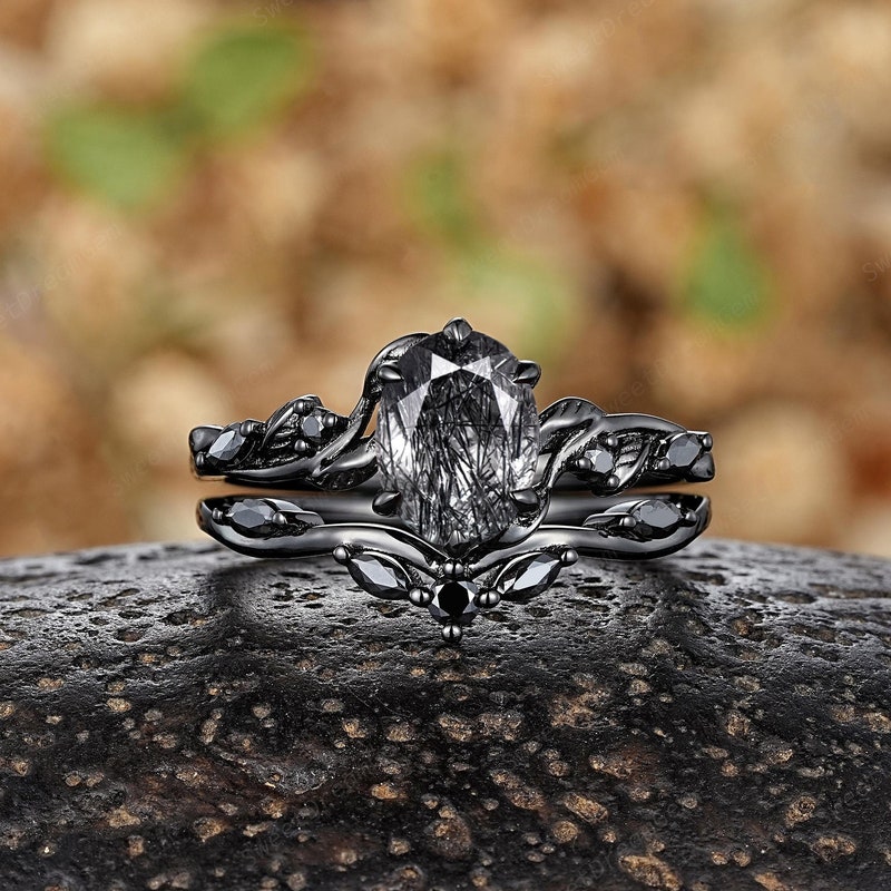 Gothic Wedding Rings - Etsy