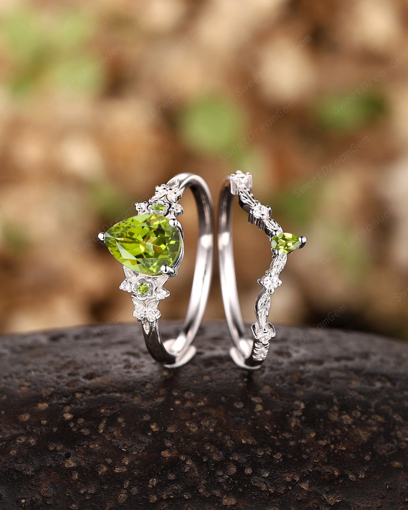 Vintage Pear Shape Natural Peridot Engagement Ring Set Unique - Etsy