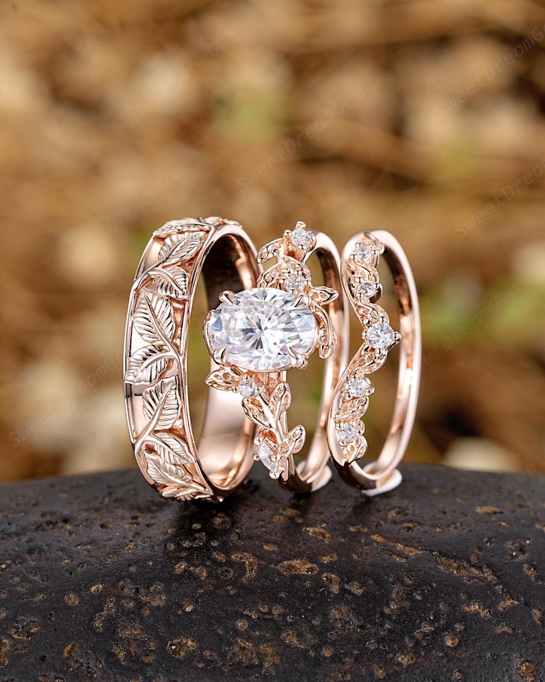 Vintage Leaf Nature Inspired Couple Rings Set Moissanite Engagement ...