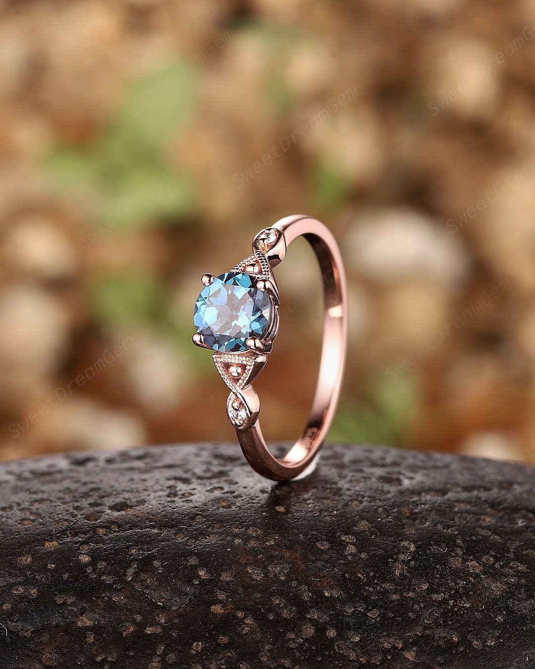 Vintage Round Alexandrite Engagement Ring, Dainty Rose Gold Alexandrite ...