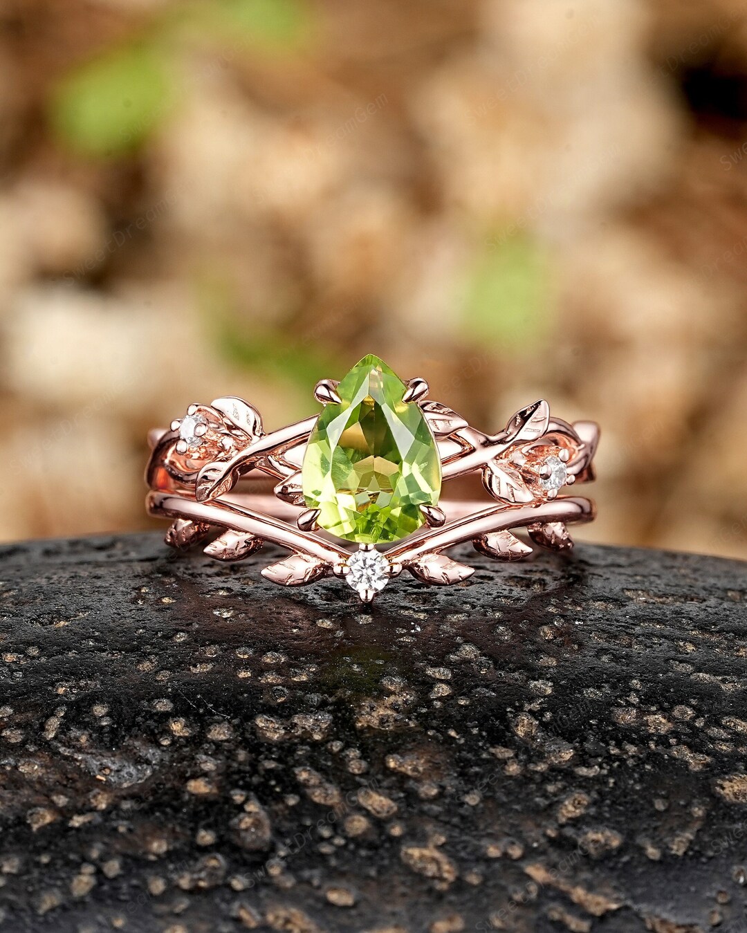 Vintage Leaf Nature Inspired Peridot Engagement Ring Set, Pear Shaped ...