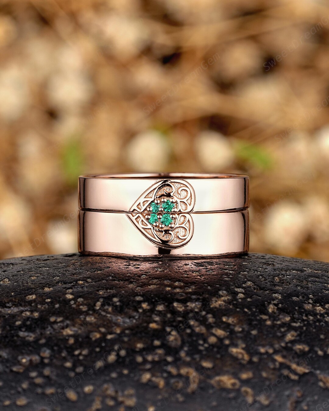 Custom Heart Shaped Couple Rings Set Gold Emerald His and Hers Wedding ...