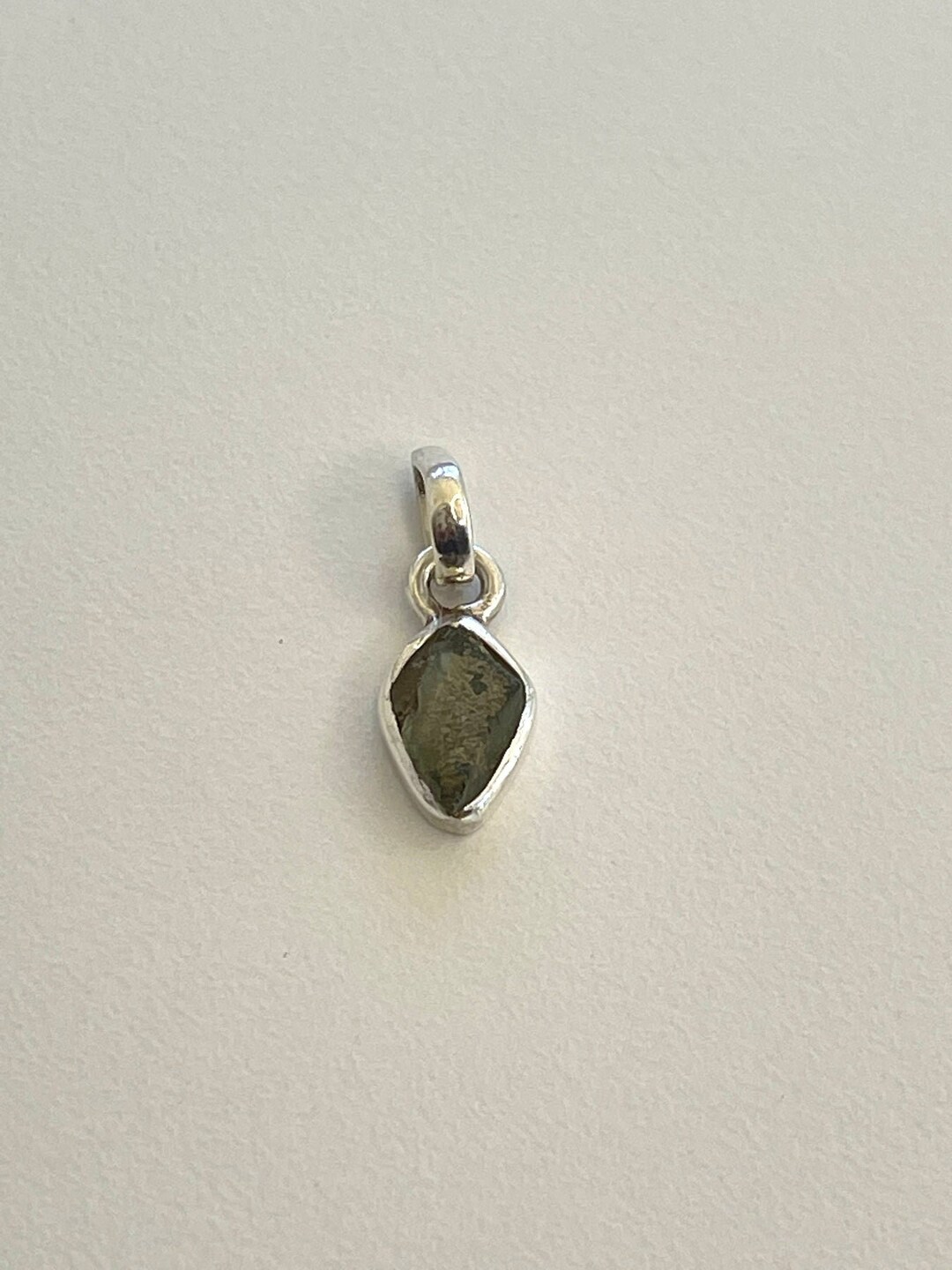 Czech Moldavite , Rough Stone Pendan, Natural Gemstone 925 Solid ...