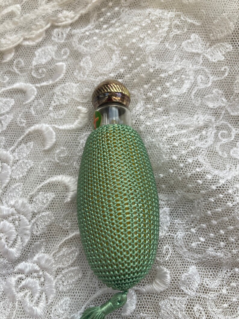Vintage Green Bora Parfum Bottle Atomizer - Etsy