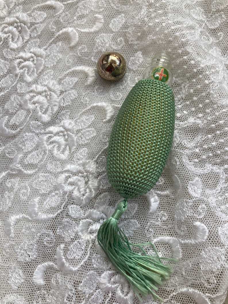 Vintage Green Bora Parfum Bottle Atomizer - Etsy