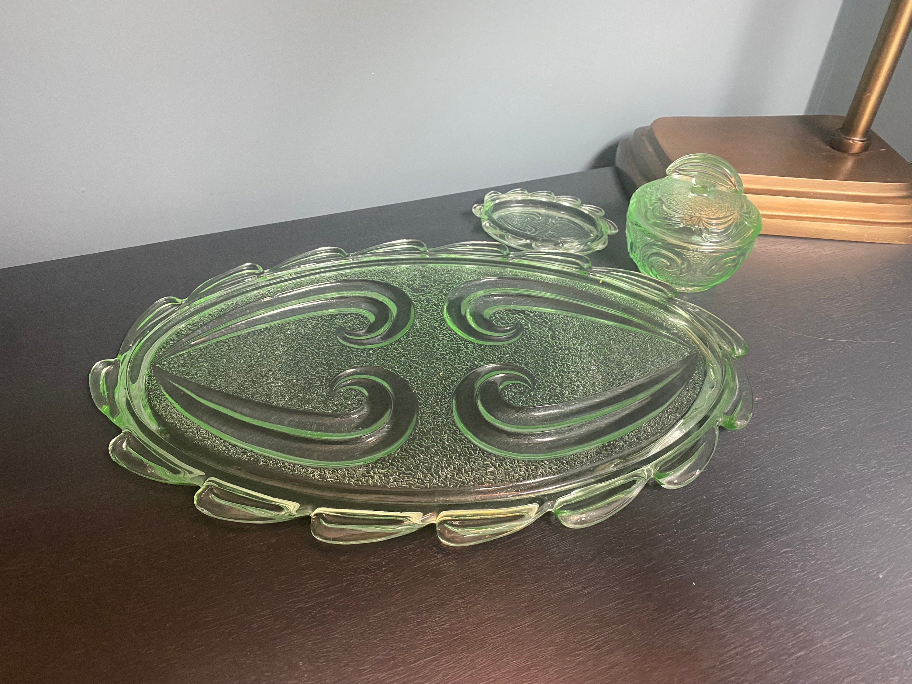 Vintage Green Glass Vanity Set - Art Deco Rutland Pattern, 1930s - Etsy