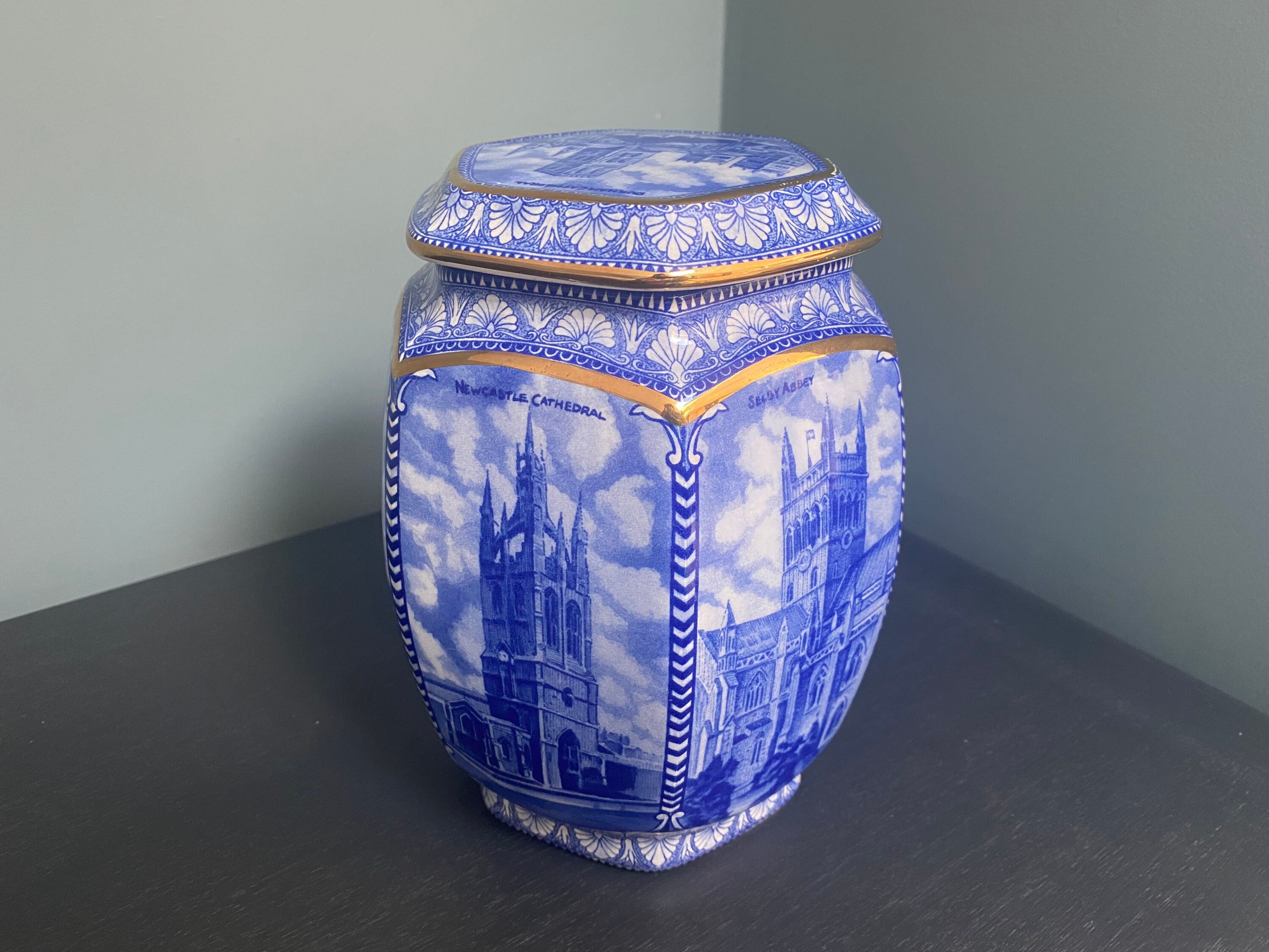 Wade Blue and White Ringtons Hexagonal Tea Caddy Millennium Cathedral ...
