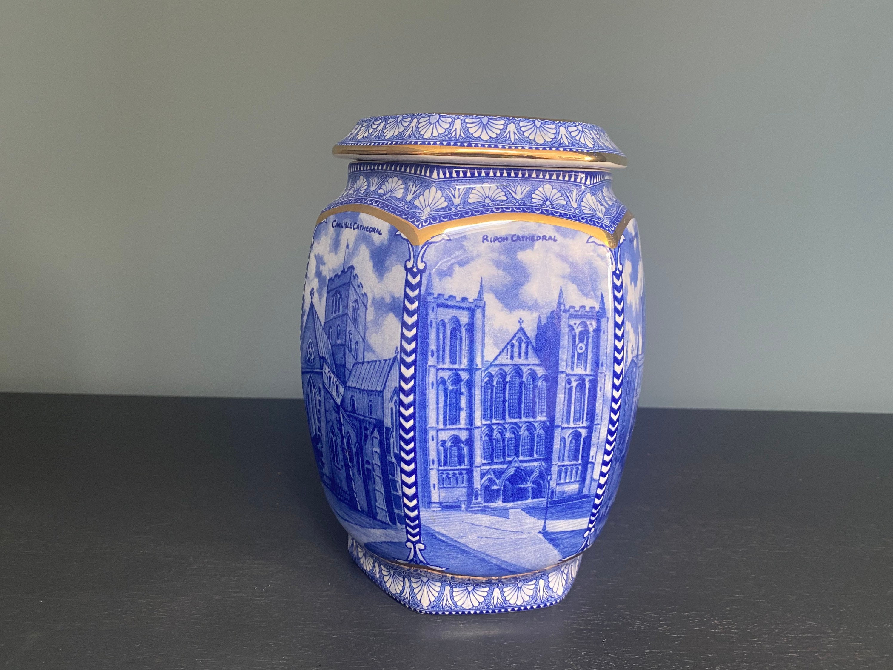 Wade Blue and White Ringtons Hexagonal Tea Caddy Millennium Cathedral ...