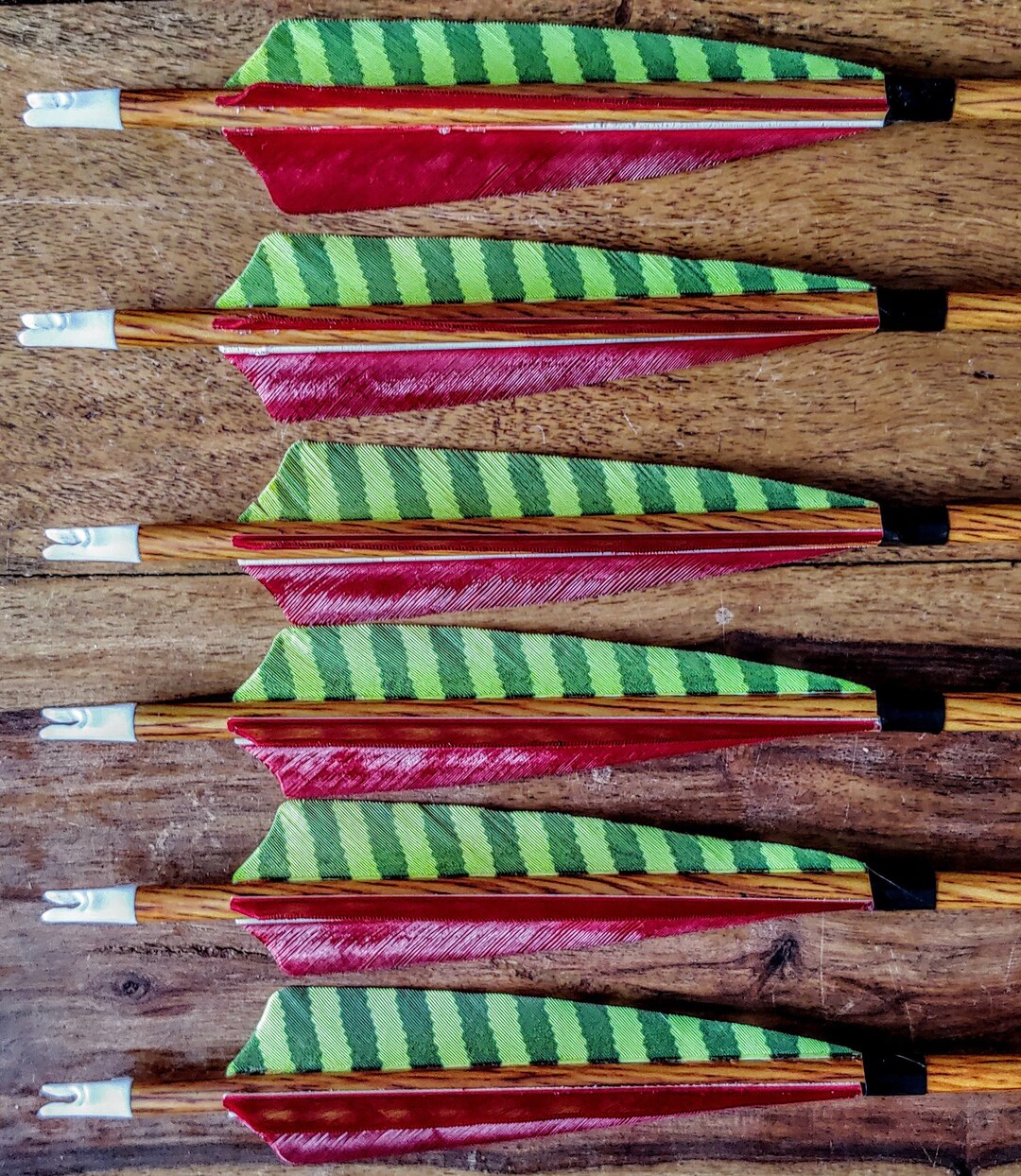 Traditional Carbon Recurve & Longbow Arrows Barred Shield Cut Turkey ...