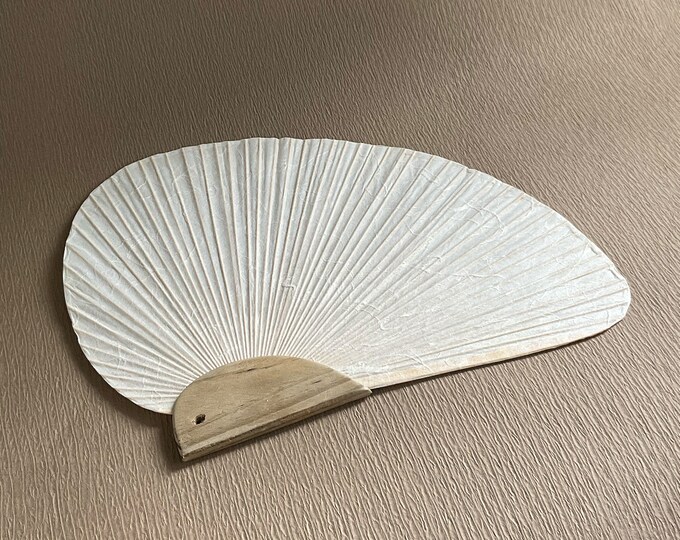 Shell-shaped Paper Hand Fan, Handmade Japanese Paper Fan, Traditional ...