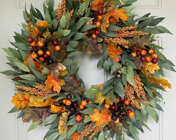 Fall Foliage Wreath With Oak Leaves and Berries; Autumn Leaves Wreath ...