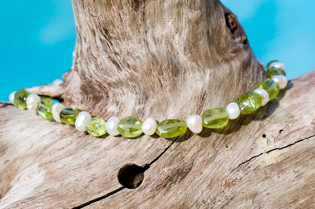 Peridot and Pearl, Perfect Pregnancy Bracelet. Healing/energy Gemstone ...