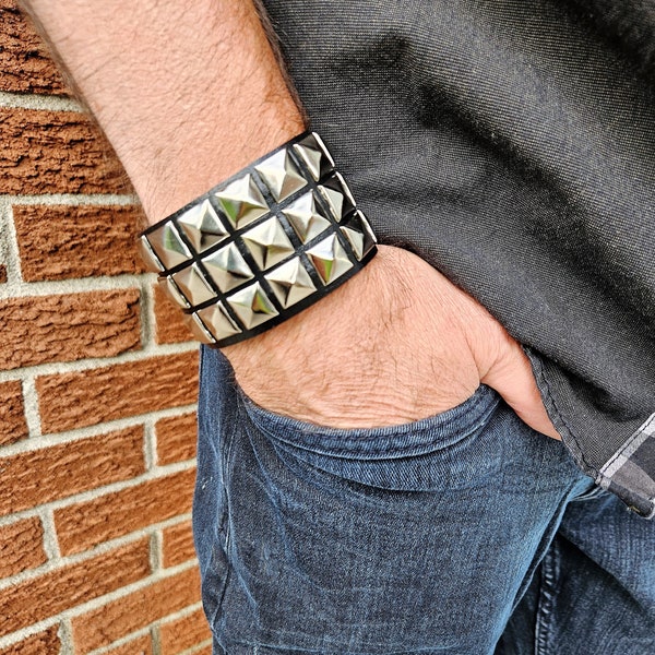 Pyramid Stud Rivet - Etsy