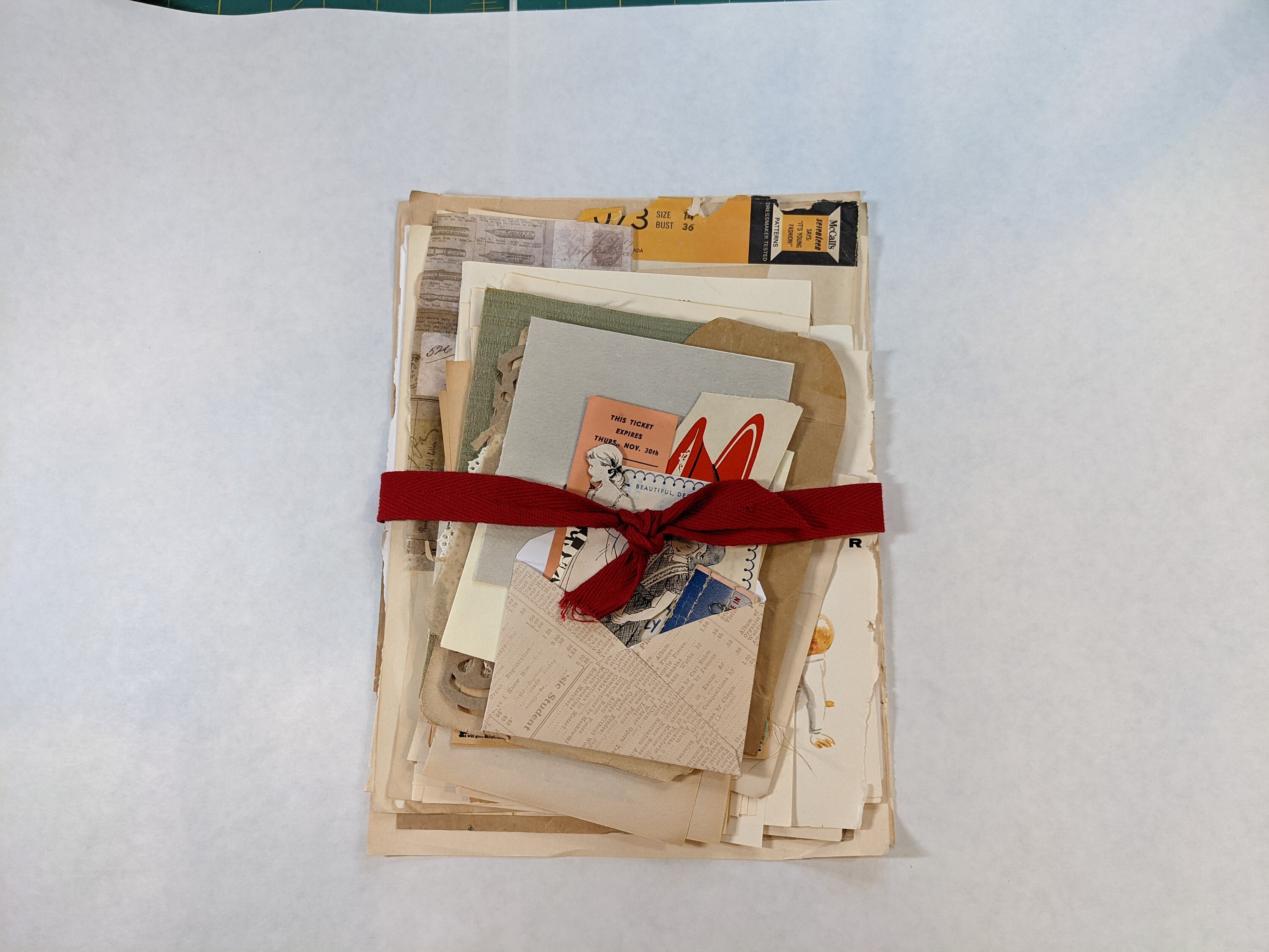 Vintage Ephemeral Paper Journaling Kit - Etsy