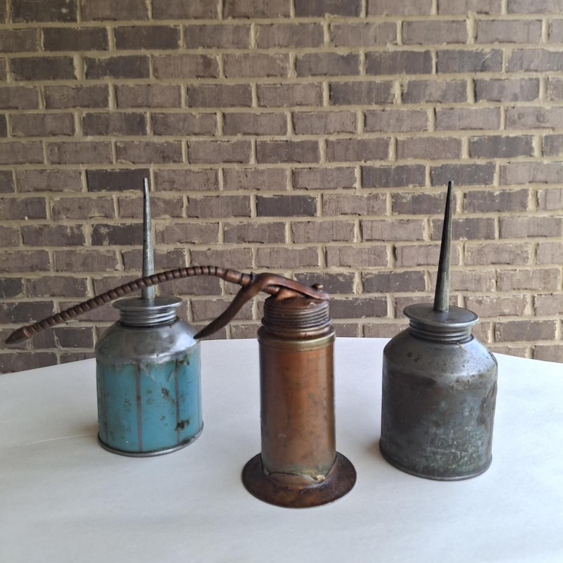 Vintage Oil Can Collection - Etsy