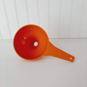 Vintage Tupperware Baking Tools/pie-cake Server/serrated Spatula ...