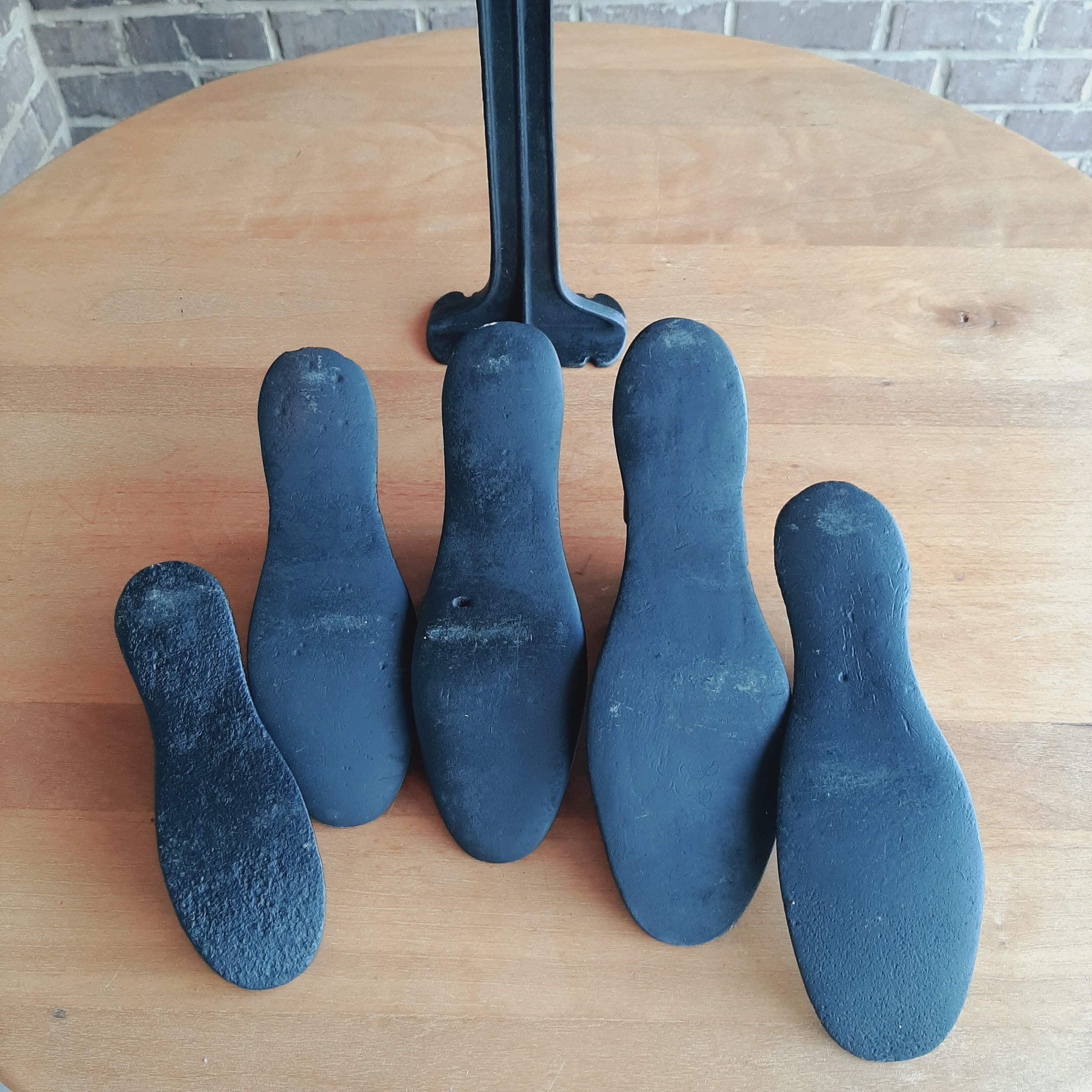 Vintage Warranted Cast Iron Shoe Cobbler Stand 5 Shoe Form Molds - Etsy