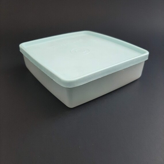 Tupperware Square-A-Way Sandwich Keeper Clear #670 w/… - Gem