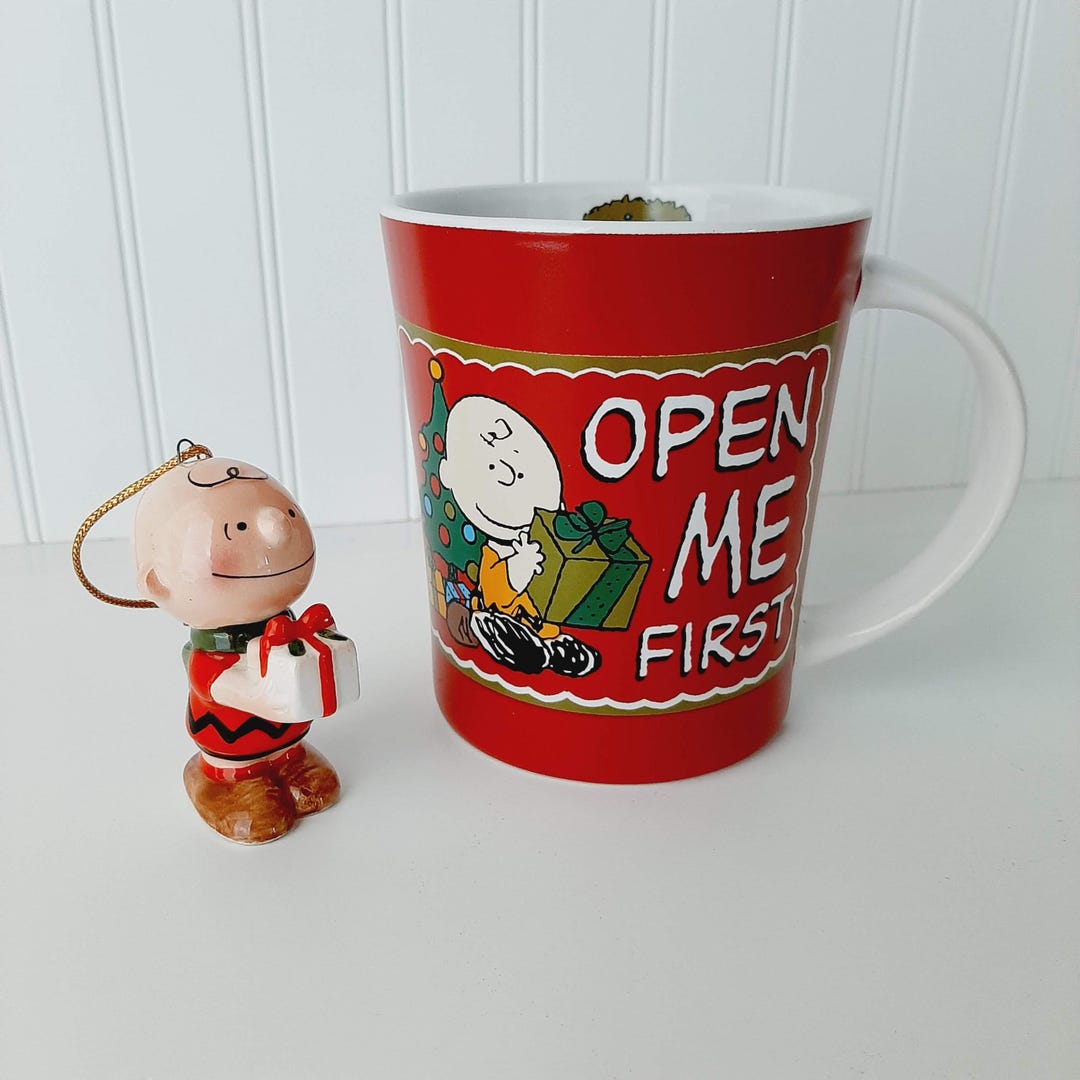 Charlie Brown Open Me First Mug Peanuts Coffee Mug/ Charlie Brown ...