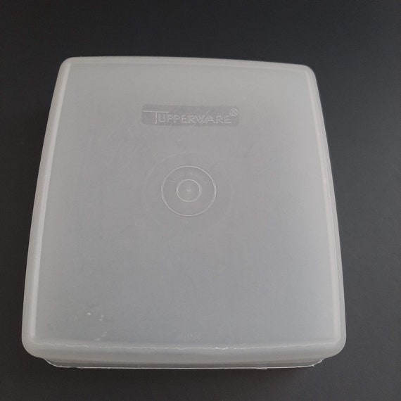 Tupperware Square-A-Way Sandwich Keeper Clear #670 w/… - Gem