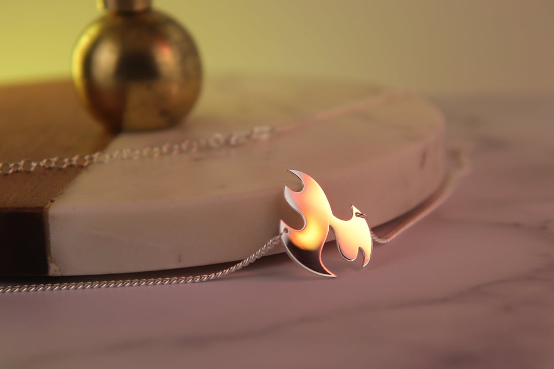 Circular Flame Necklace With Triangular Burnout, Special Chain, Fiery ...