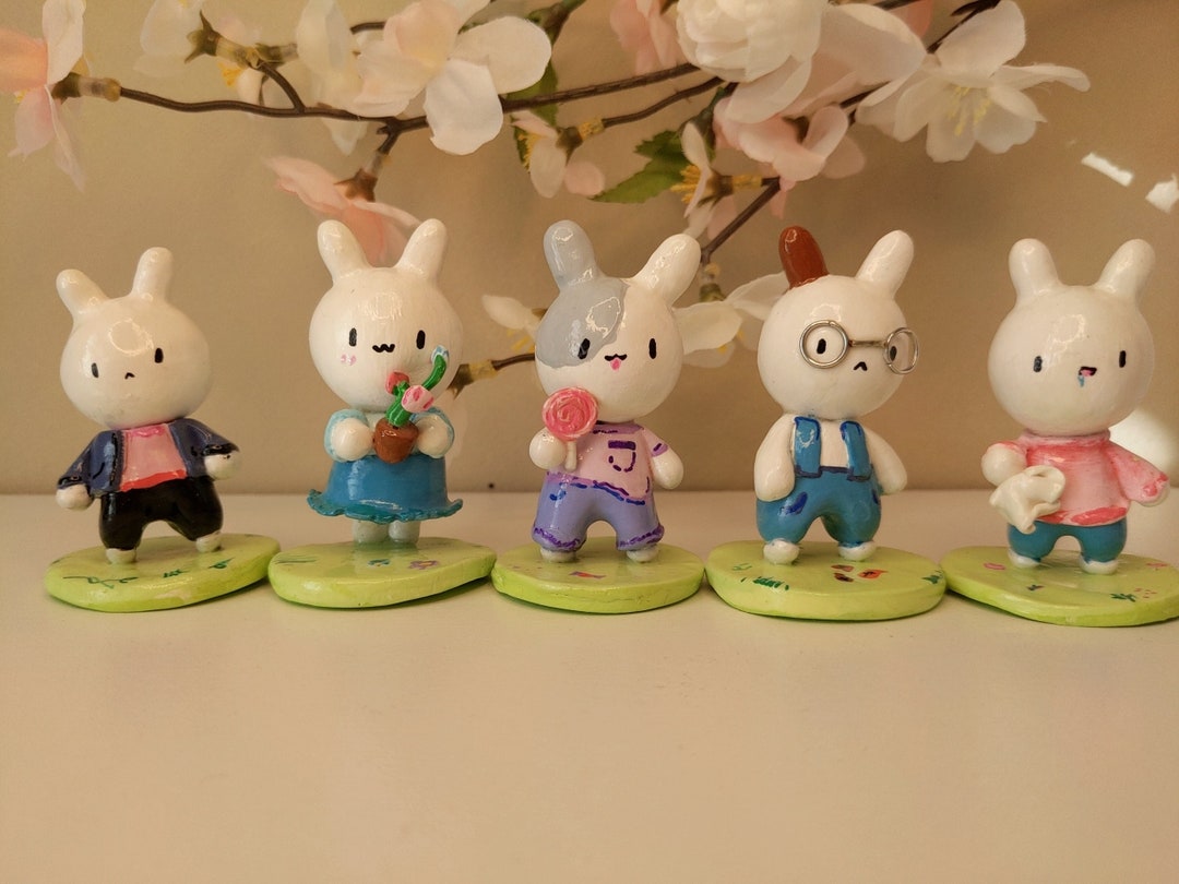 Cute Clay Bunny // Polymer Clay // Desk Buddy // Handmade - Etsy