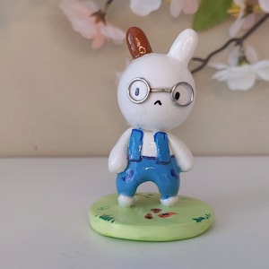 Cute Clay Bunny // Polymer Clay // Desk Buddy // Handmade - Etsy