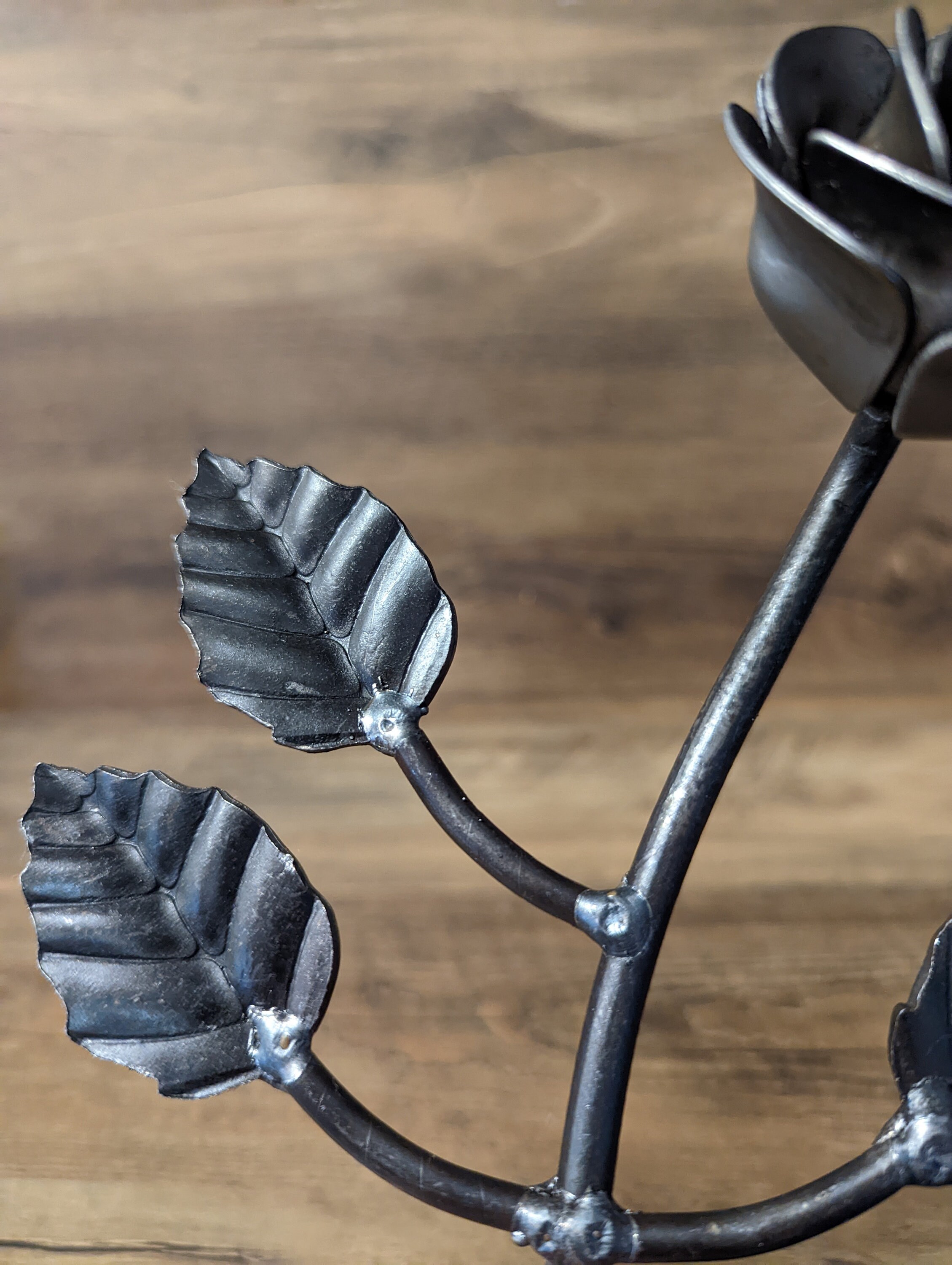 Sidco Supply's Pressed Steel Roses With Leaves - Etsy