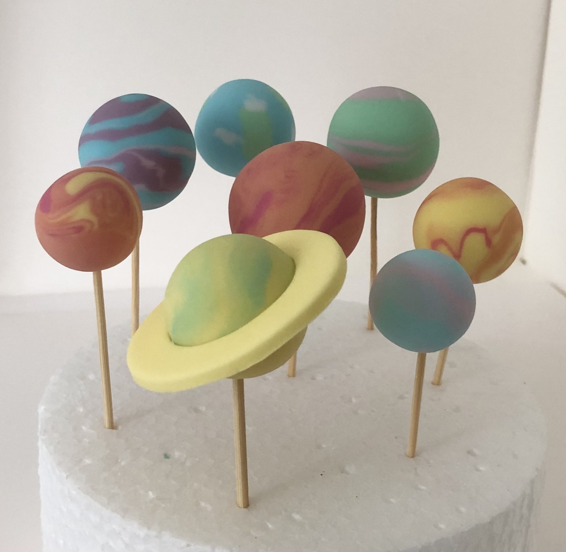 Solar System Pastel Planets Edible Cake Toppers for Birthday, Marbled ...