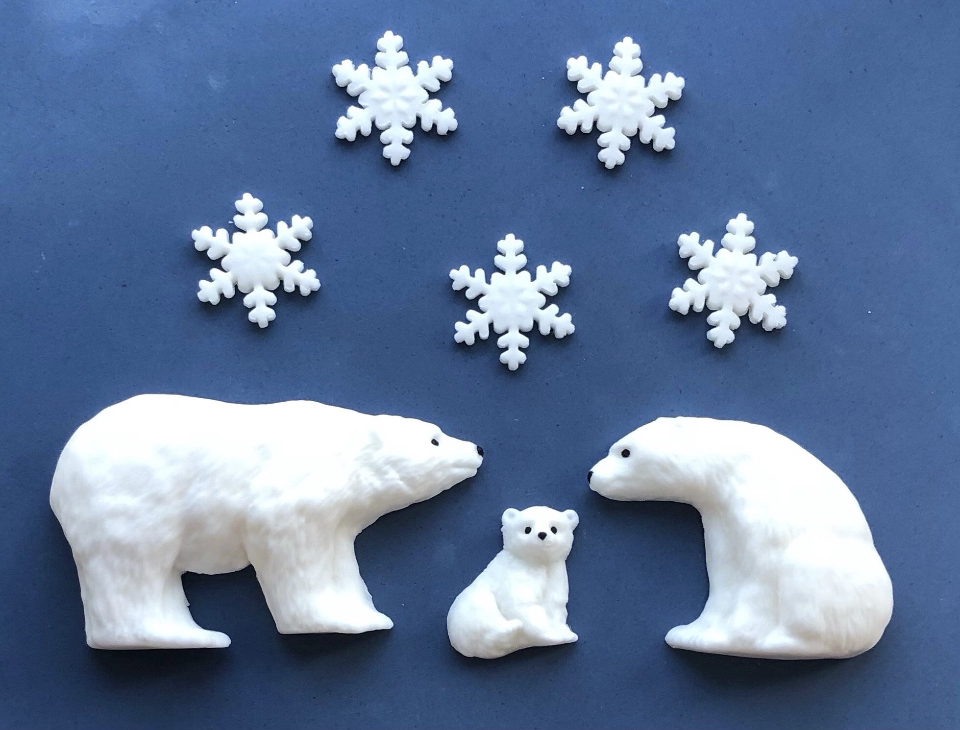 Polar Bear Family Edible Christmas Cake Decorations Toppers, Sugarpaste ...