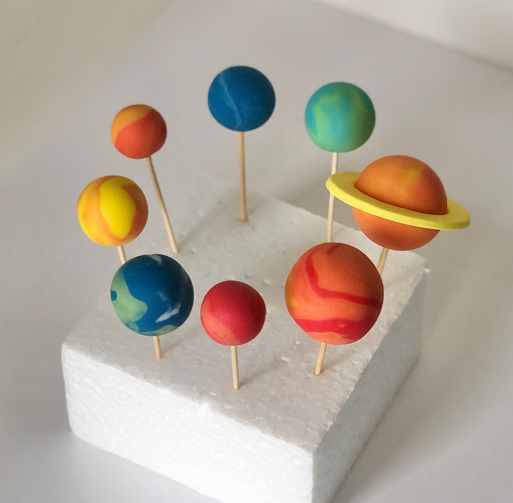 Solar System Planets Edible Cake Toppers for Birthday, Bright Colours ...