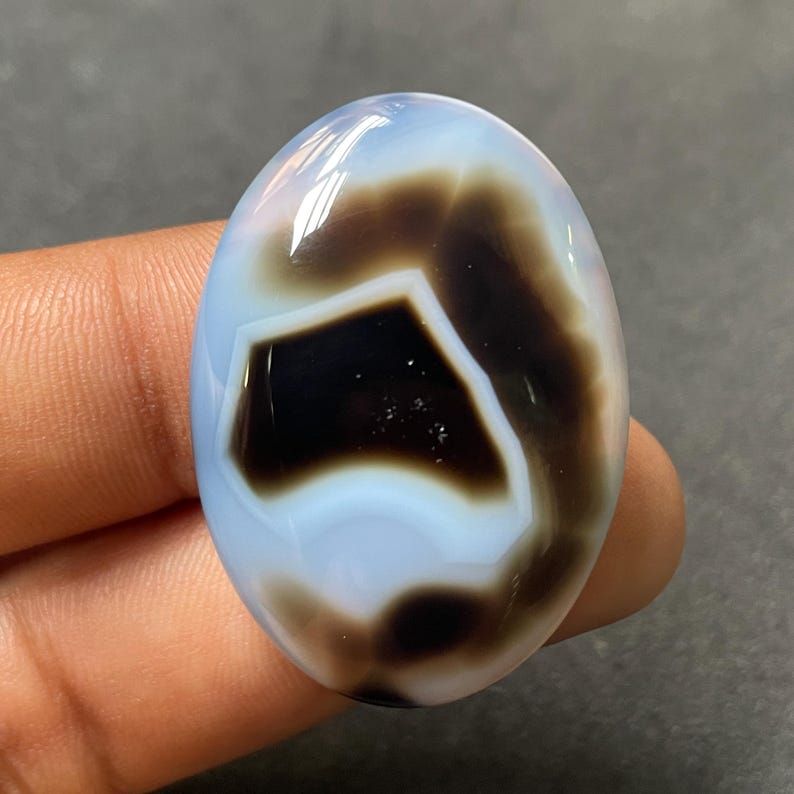 Black Banded Agate Cabochon: Oval Gemstone (39x27x8mm, 65 Carat) - Etsy