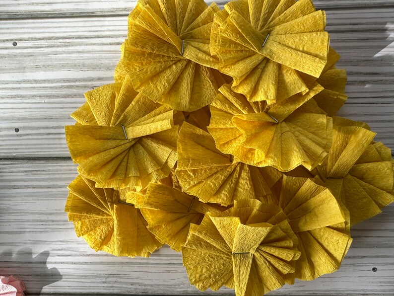 Crepe Paper Flower Rosettes 1 3/4 - Etsy