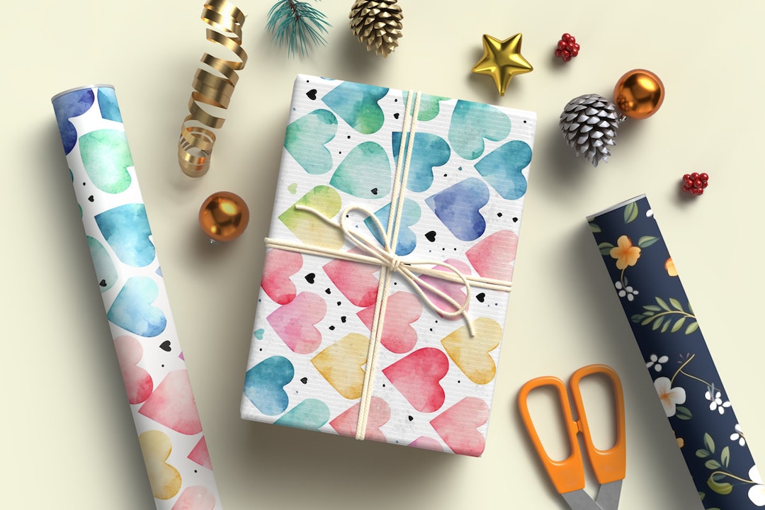 Presentation Mockup for Gift Paper Roll, Gift Wrapping Paper Roll PSD ...
