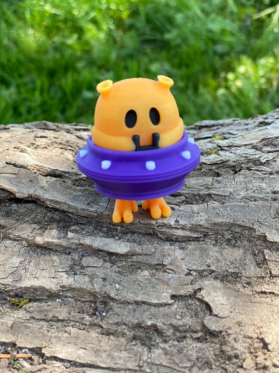 3D Printed Colour-changing Alien Toy: Poseable Desk Friend - Etsy