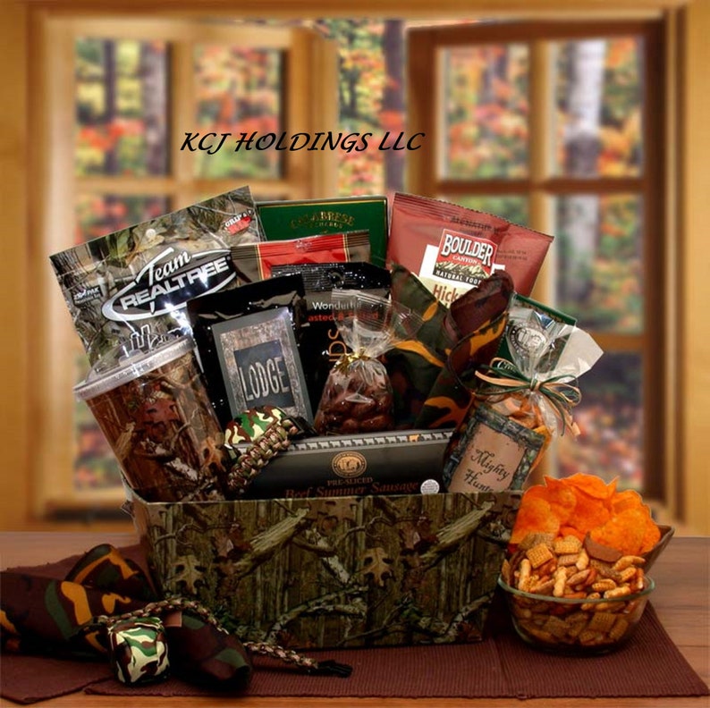 It's A Camo Thing Hunting Gift Basket, Gift Basket for Hunters, Father ...