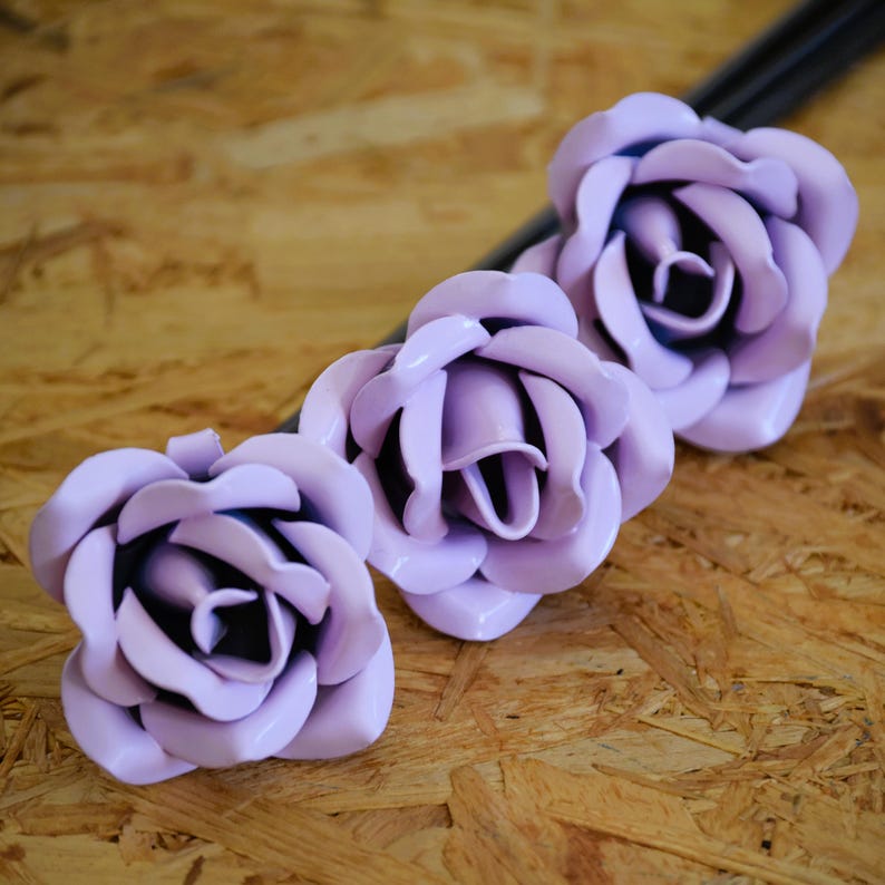 Colourful Steel Rose / Painted Metal Indoor or Garden and Patio Flower ...