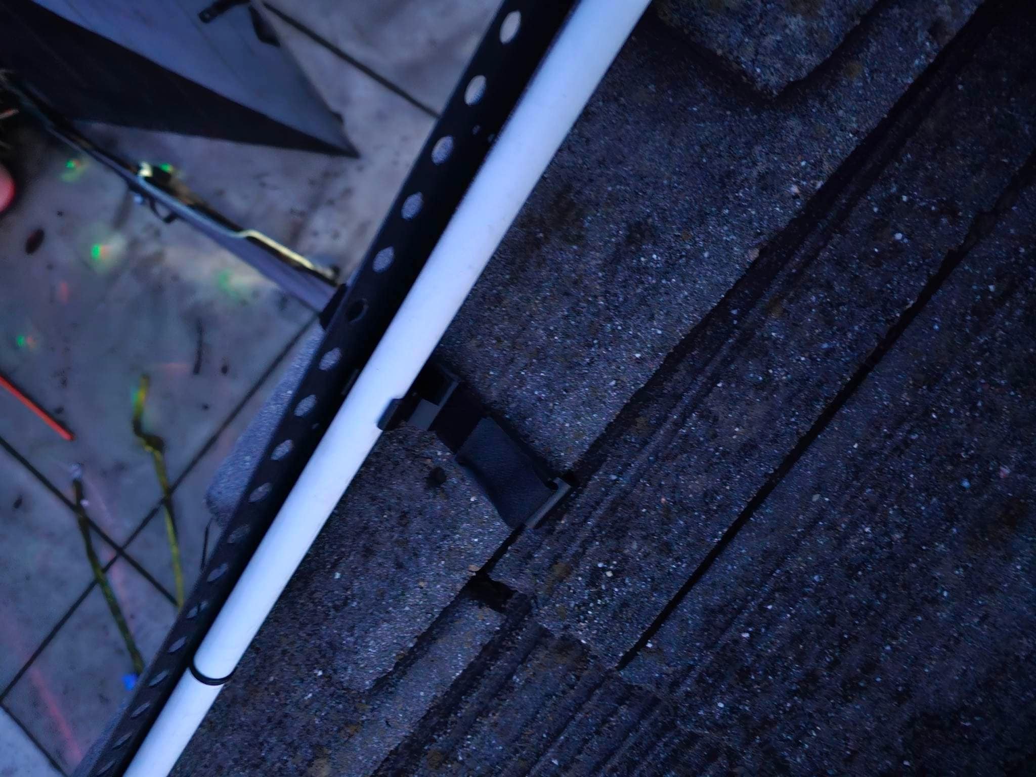 1/2 Inch PVC Adjustable Roof Ridge Clip for Tile, Concrete, Etc... Type ...