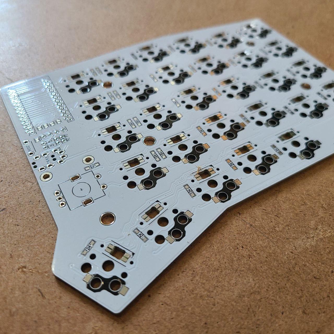 Split Ergonomic White low Profile Sofle Choc V2.1 Keyboard PCB - Etsy ...