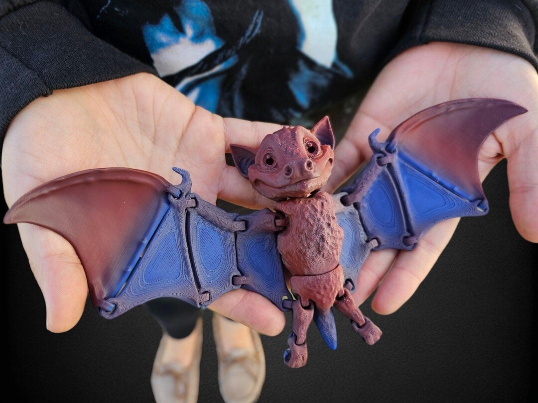 Fruit Bat Articulating Flexi by Matmire Makes, Fidget Toy, Desk Toy ...